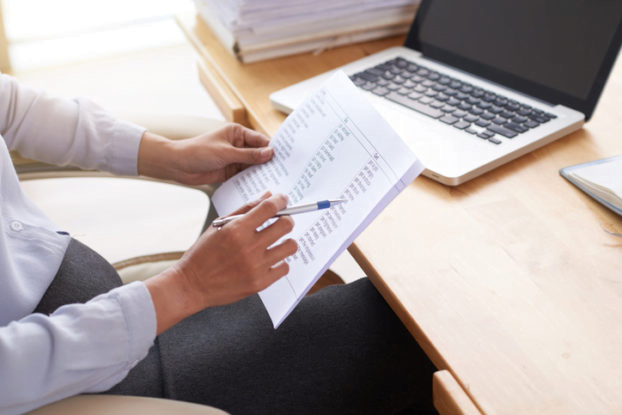 Why You Should Use a Screening Service To Verify a Job Applicant’s ...